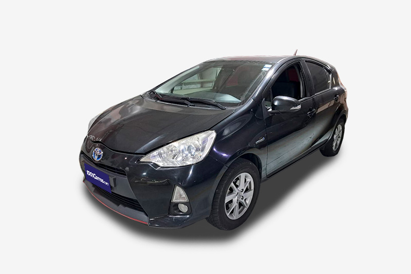 TOYOTA PRIUS C SPORT AC 1.5 5P 4X2 TA en Quito